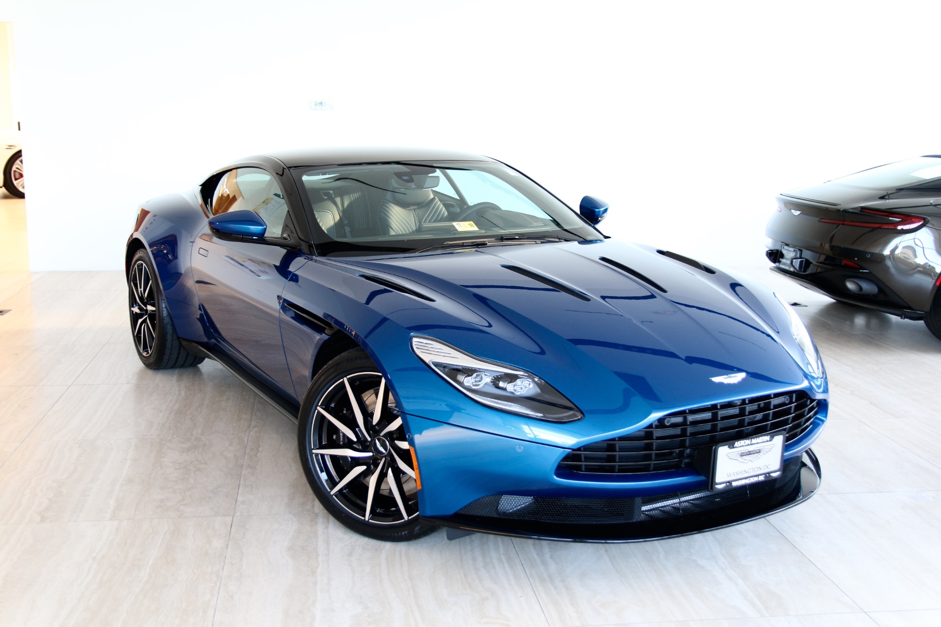 New 2018 ASTON MARTIN DB11 V12 For Sale (Sold) | Exclusive Automotive ...