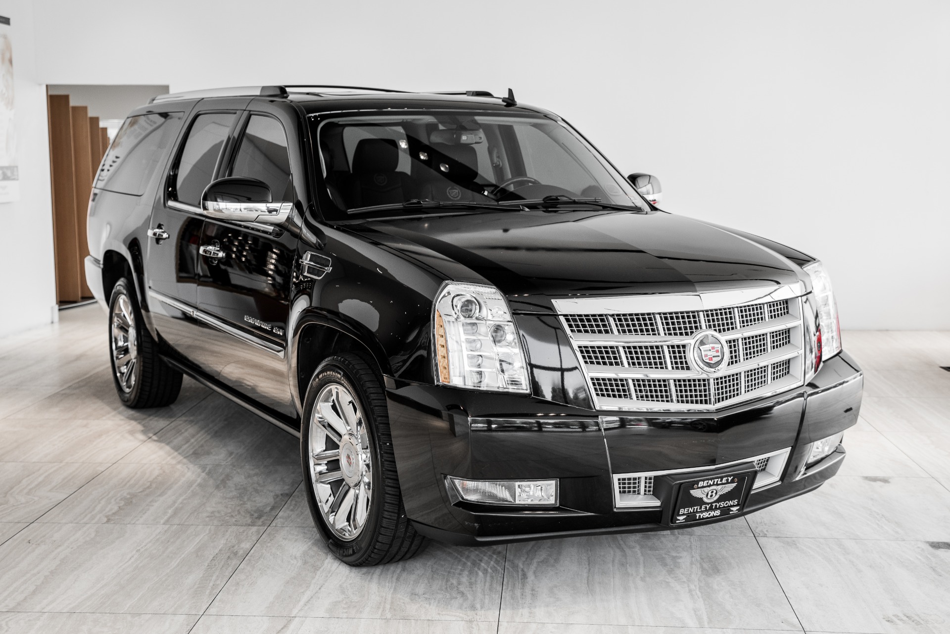 Cadillac Escalade 2014 Model