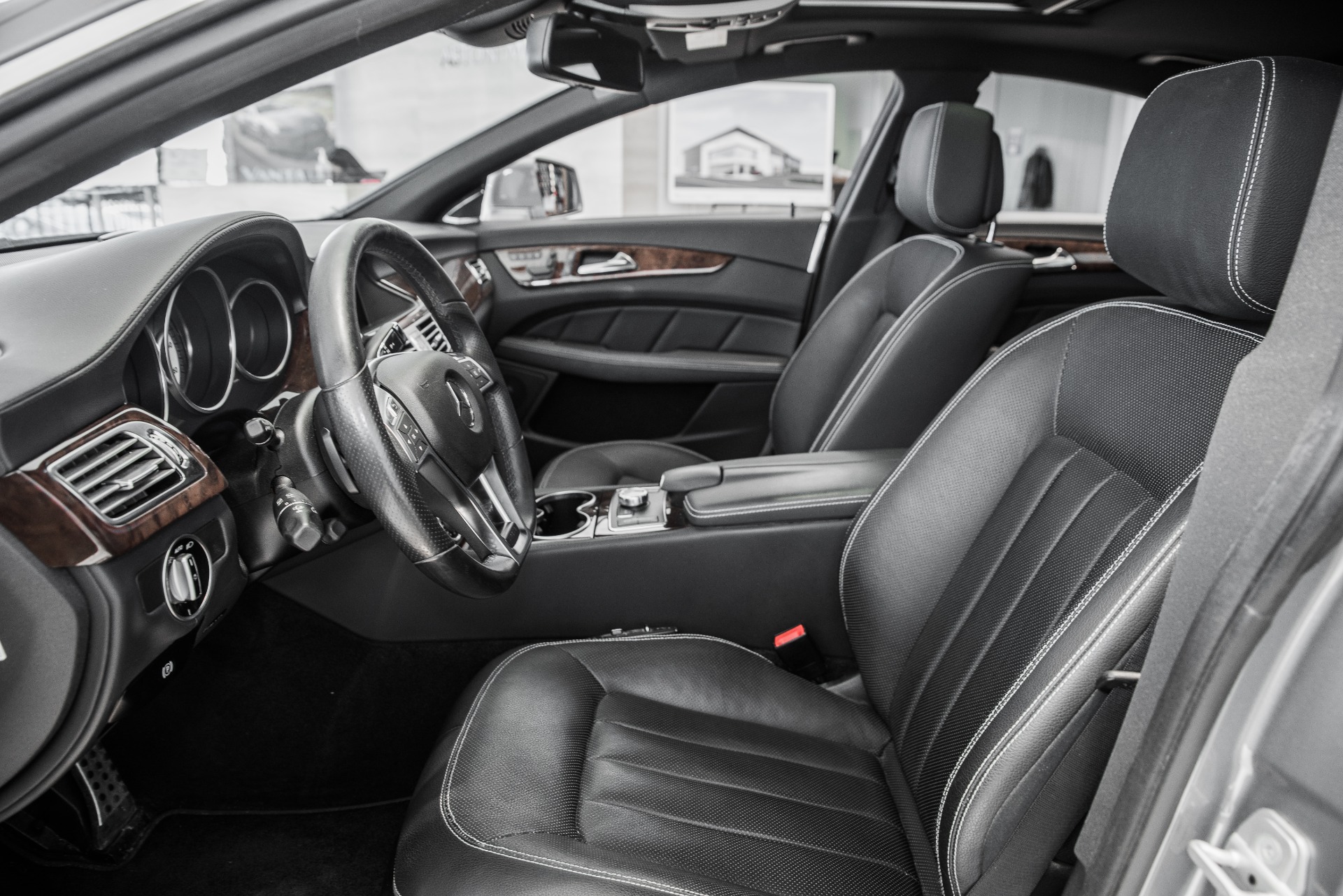 Cls 550 2022 Interior