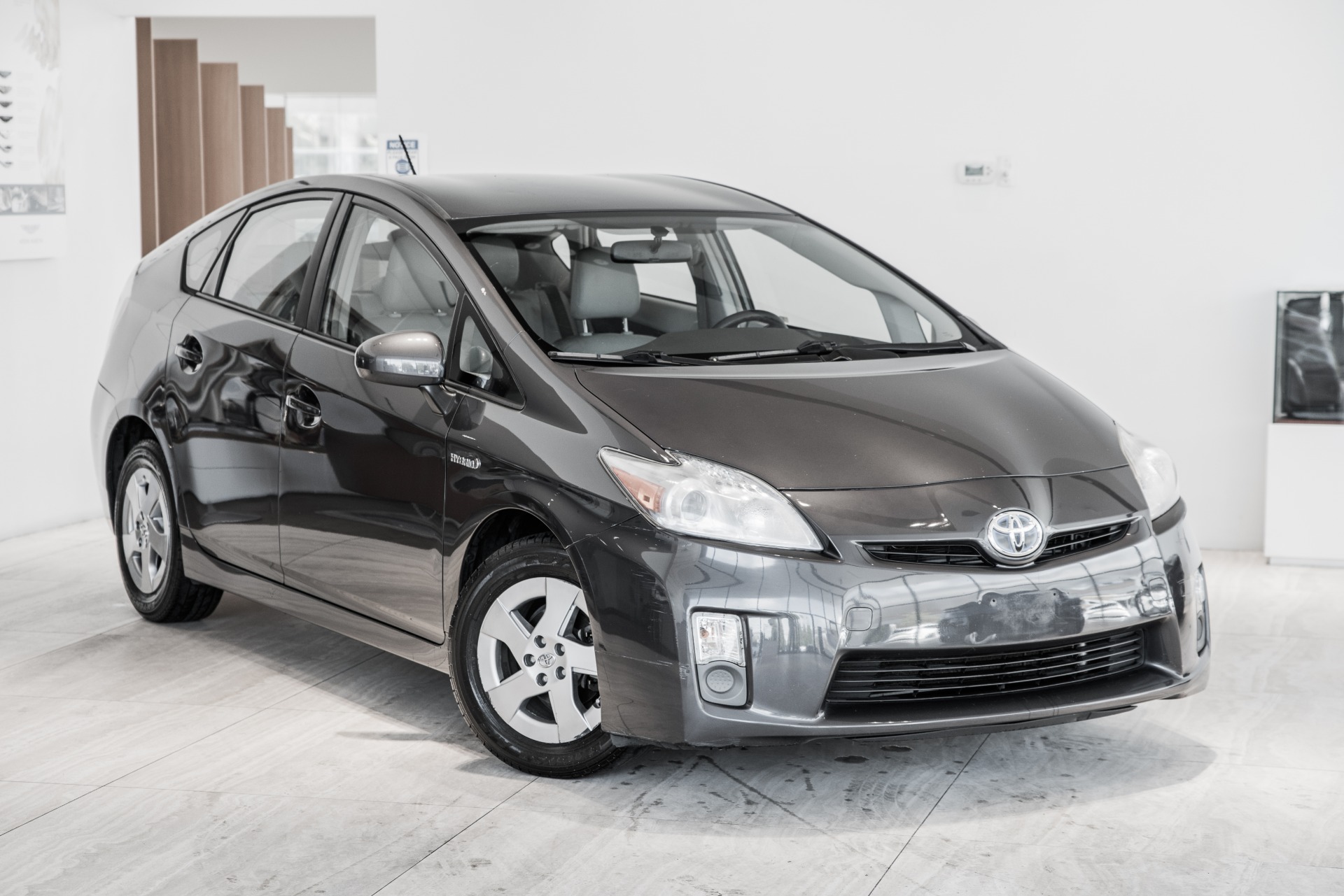2011 toyota prius for sale store