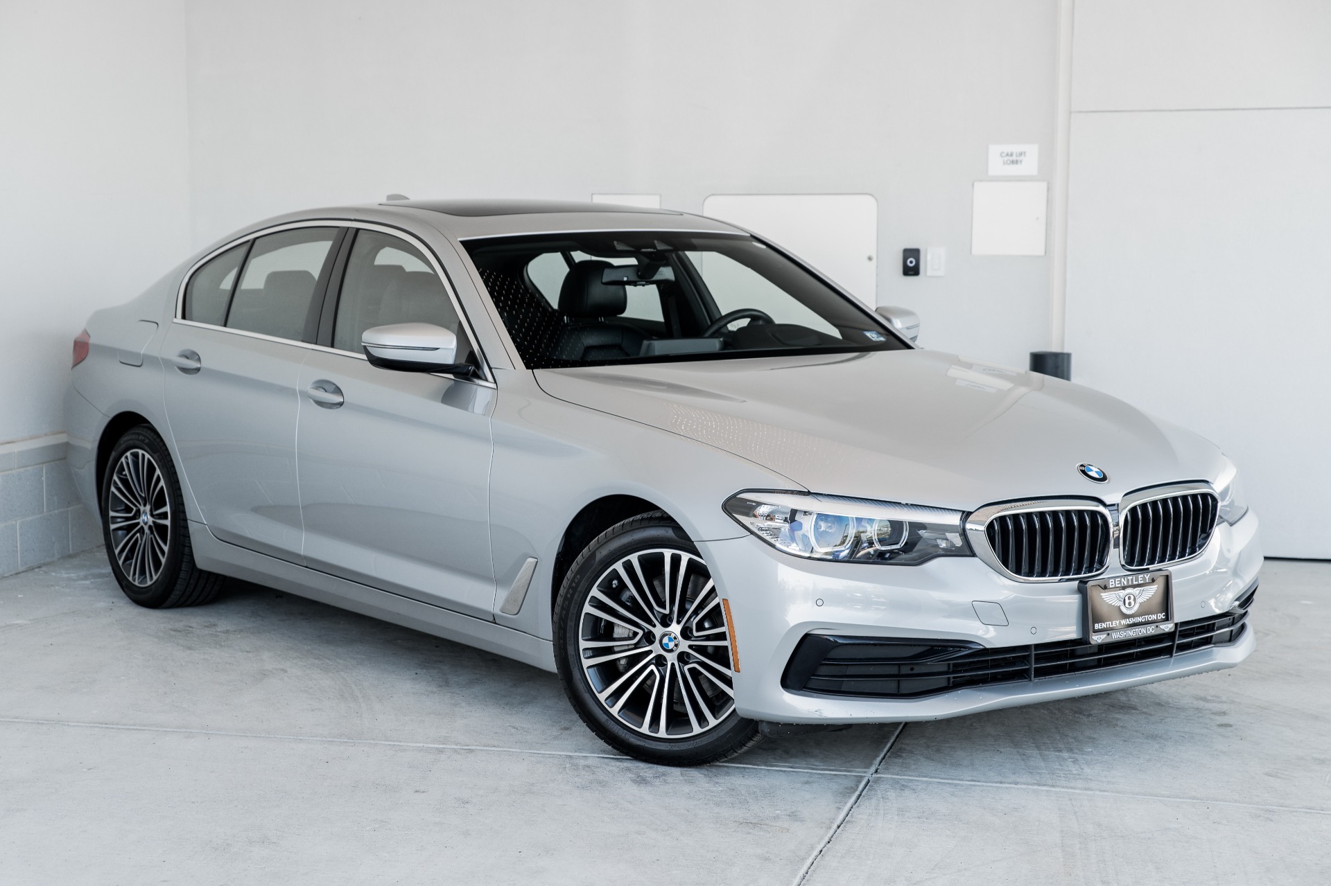 Custome Bmw 5 Series 530i