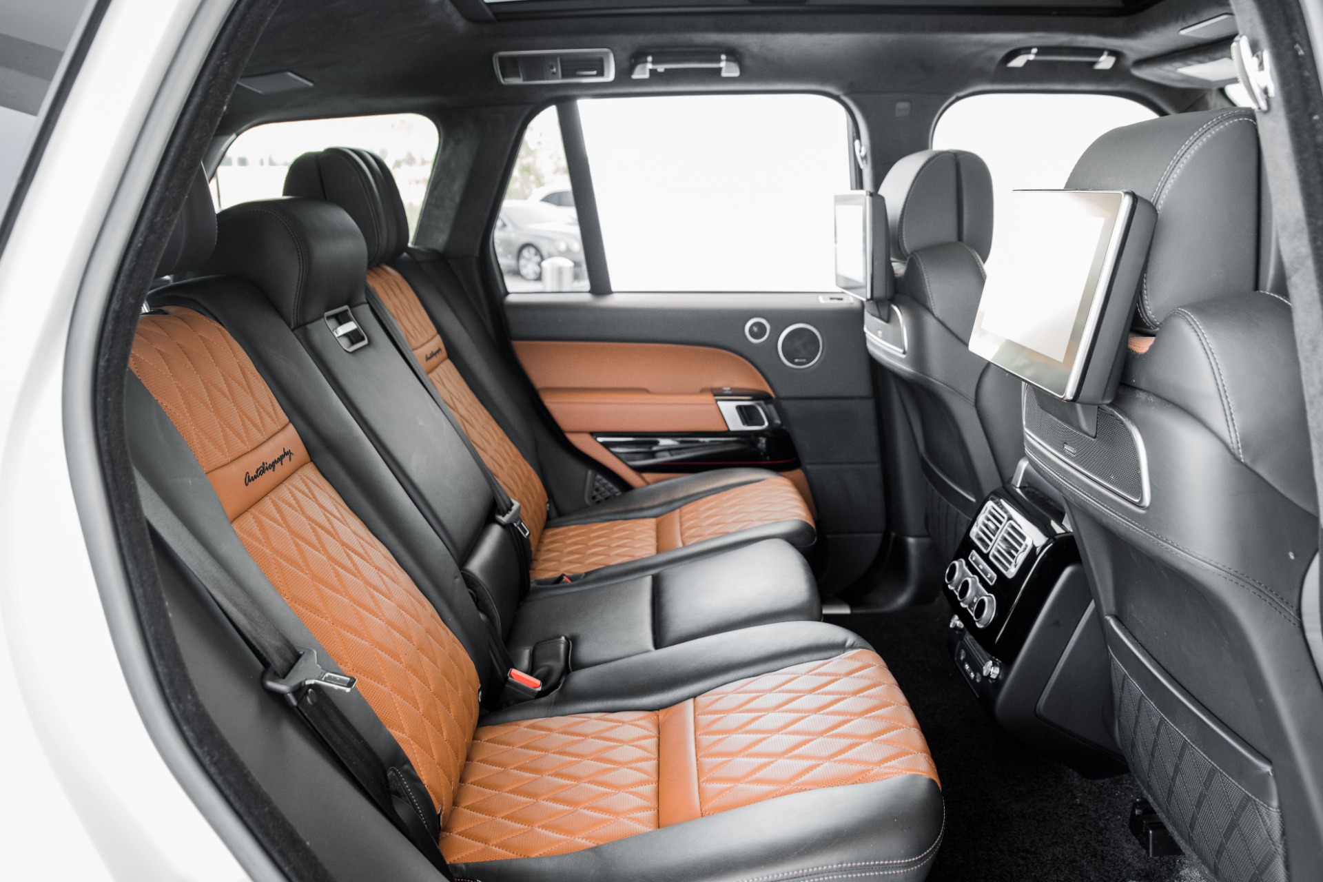 2022 Range Rover Sport Tan Interior