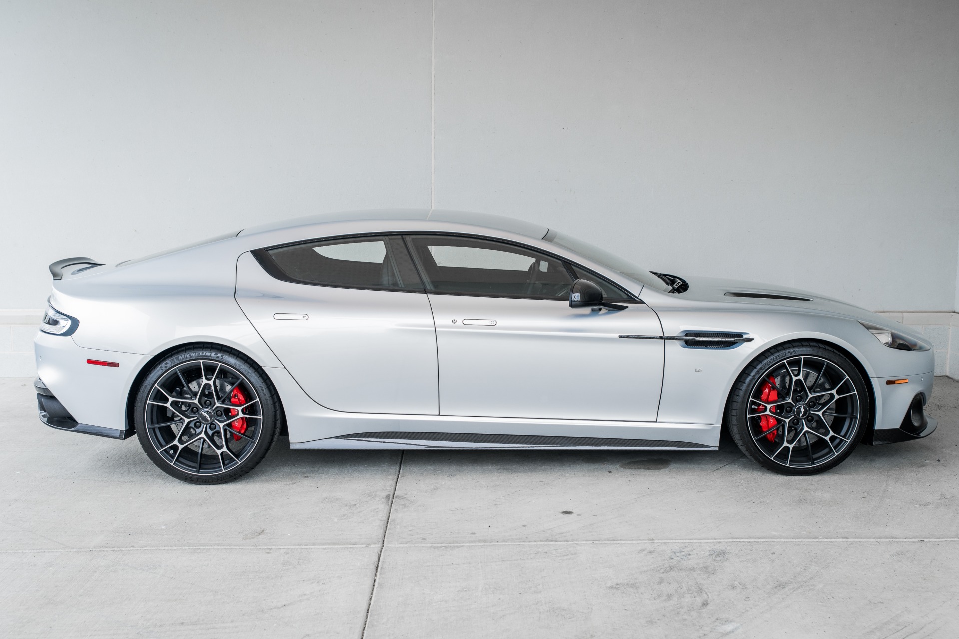 Custom Aston Martin Rapide