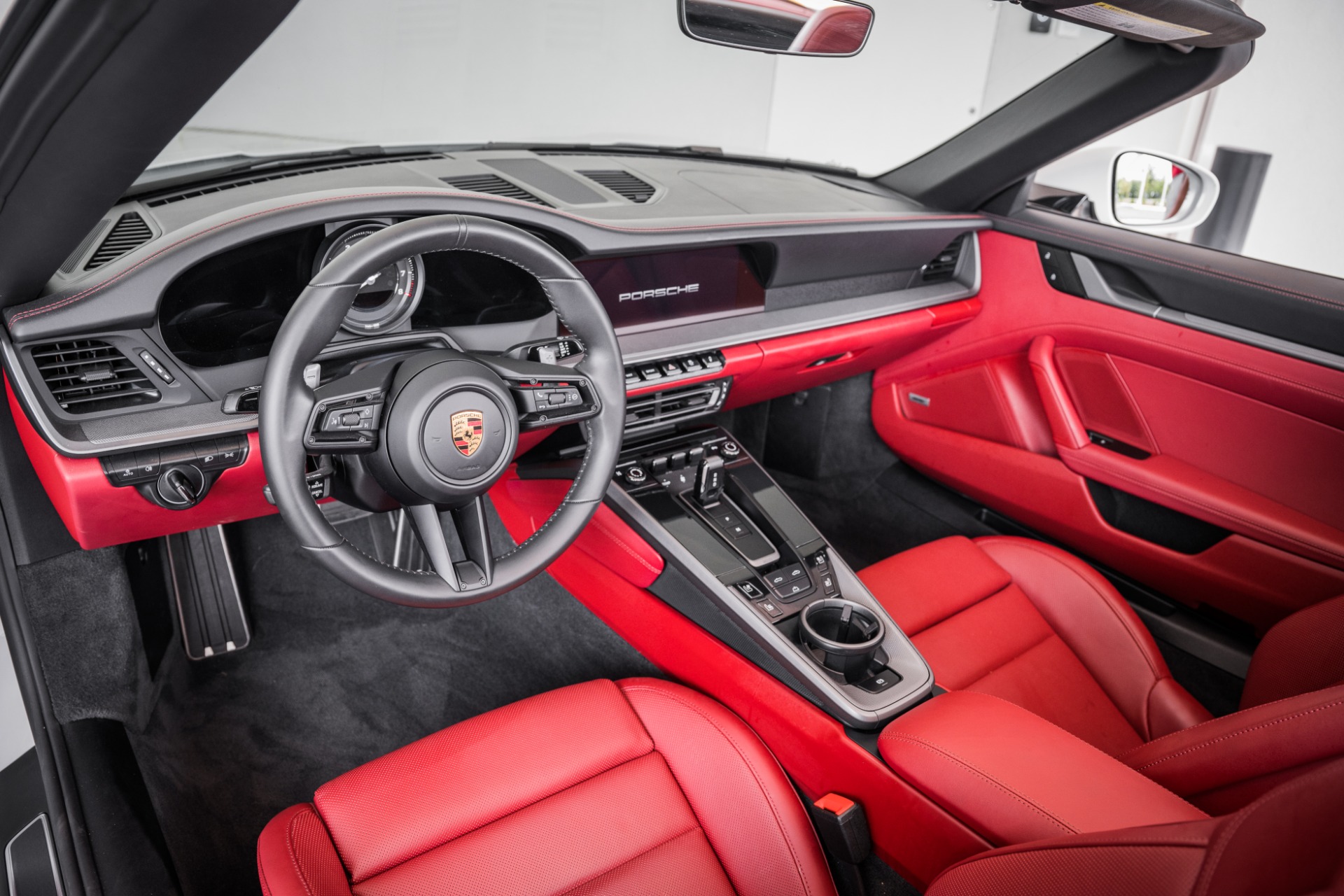 Porsche 911 2022 Interior