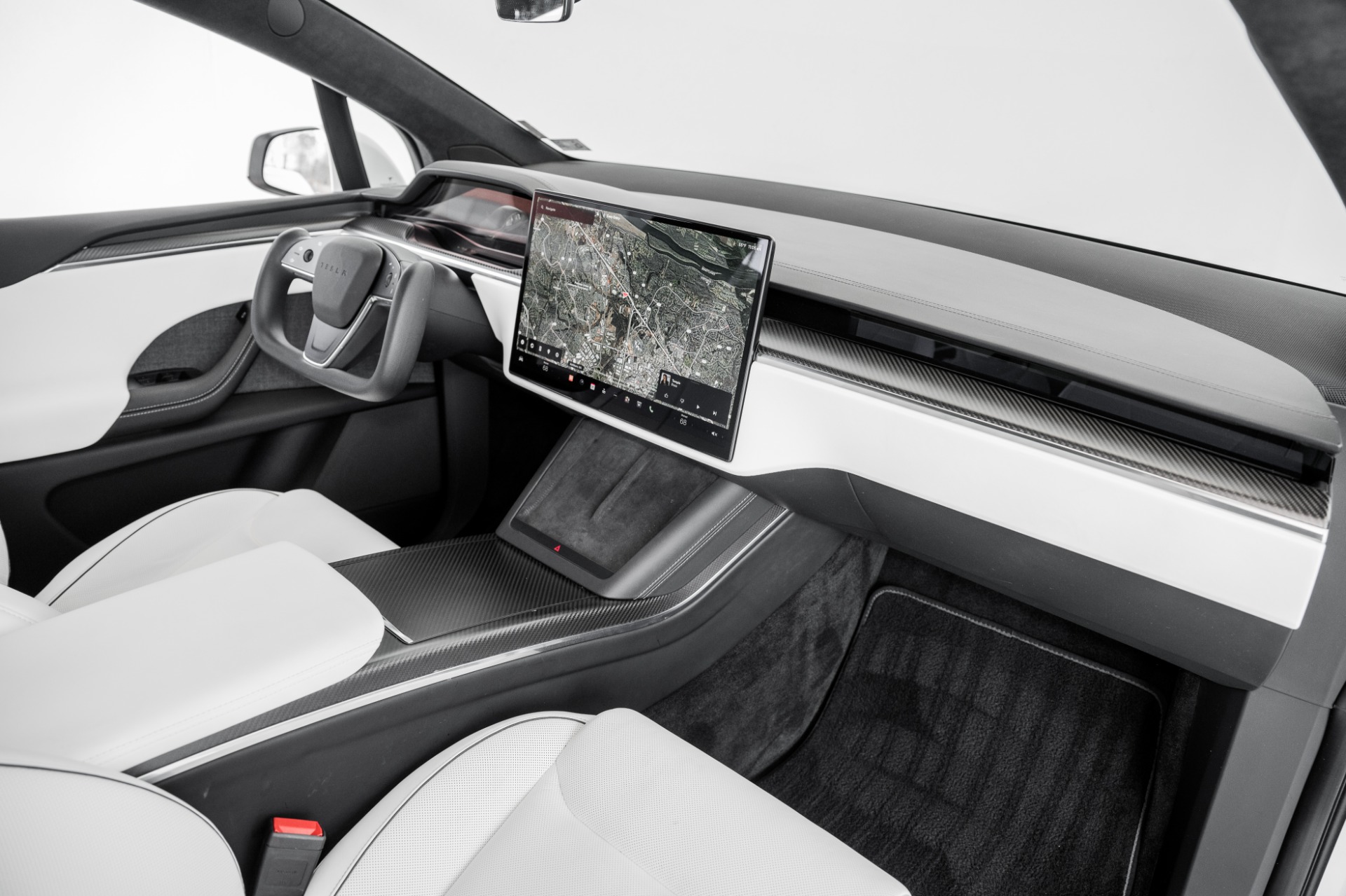 2022 Tesla Model X Interior