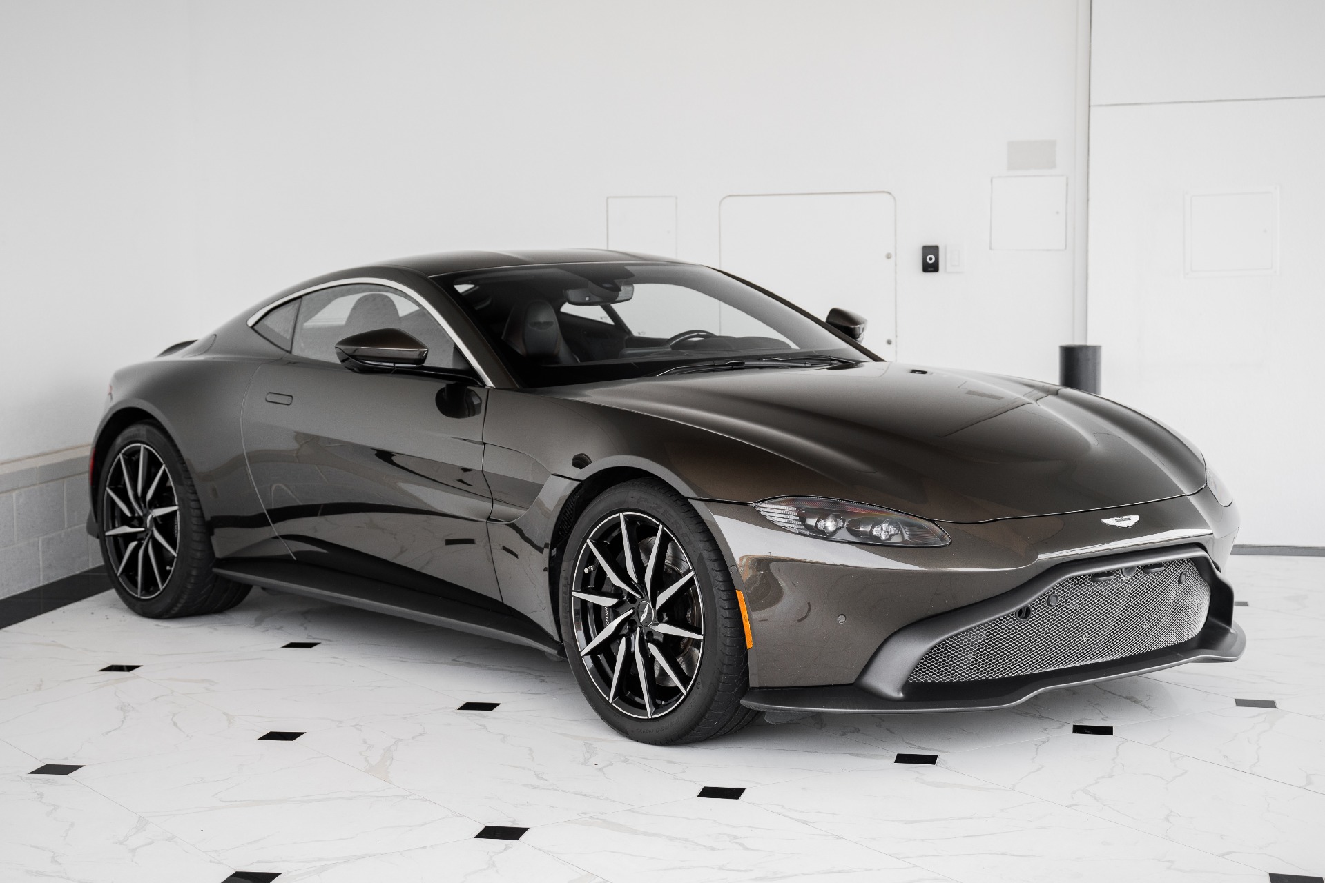Used 2019 Aston Martin Vantage V8 Coupe For Sale (Sold) | Exclusive ...