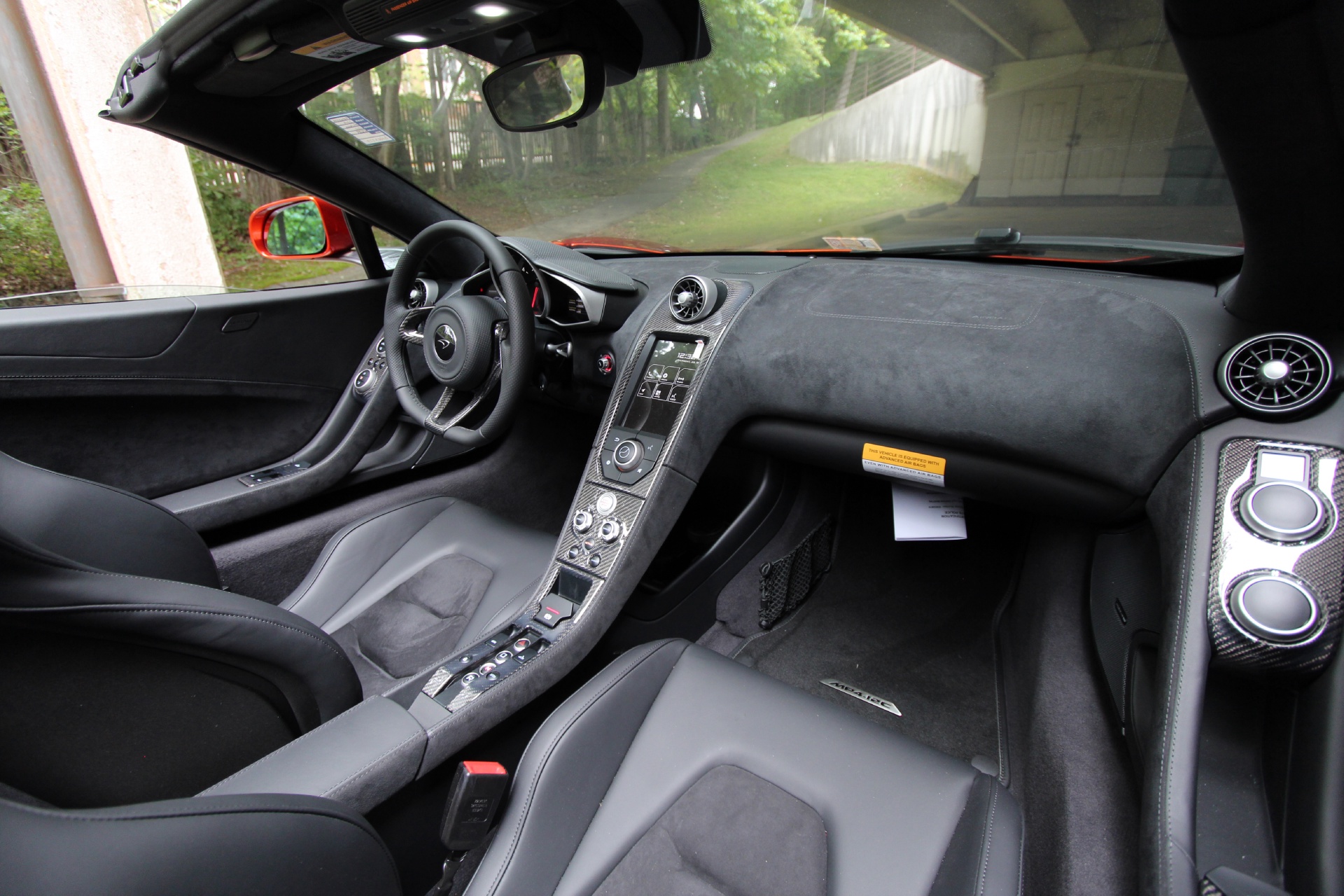 Mclaren Mp4 12c Spyder Interior